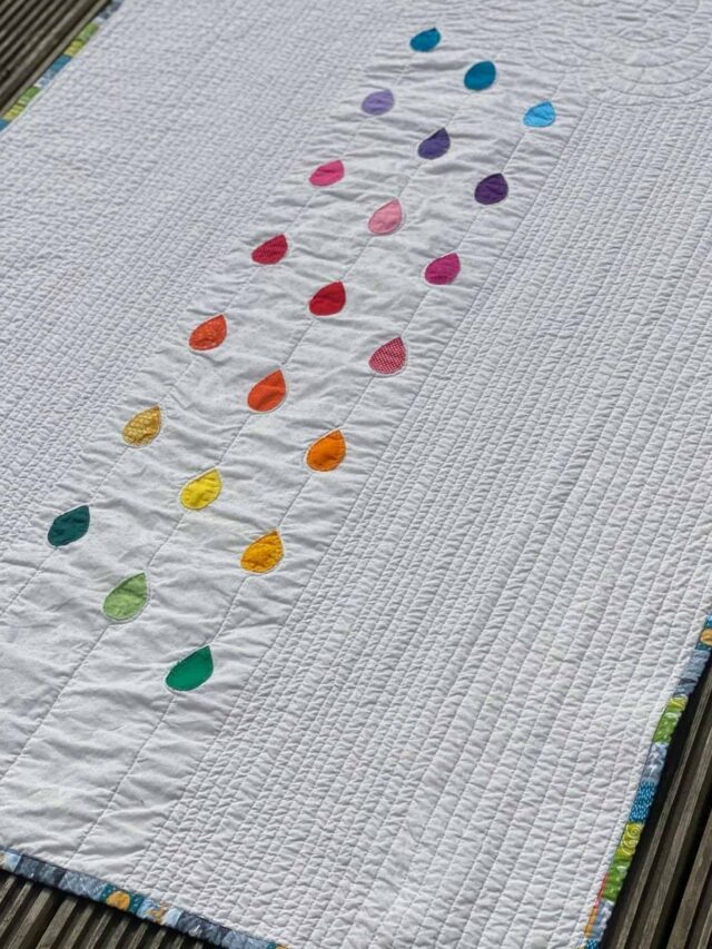 Baby Quilt with Rainbow Raindrops - Free Applique Quilt Pattern Story ...