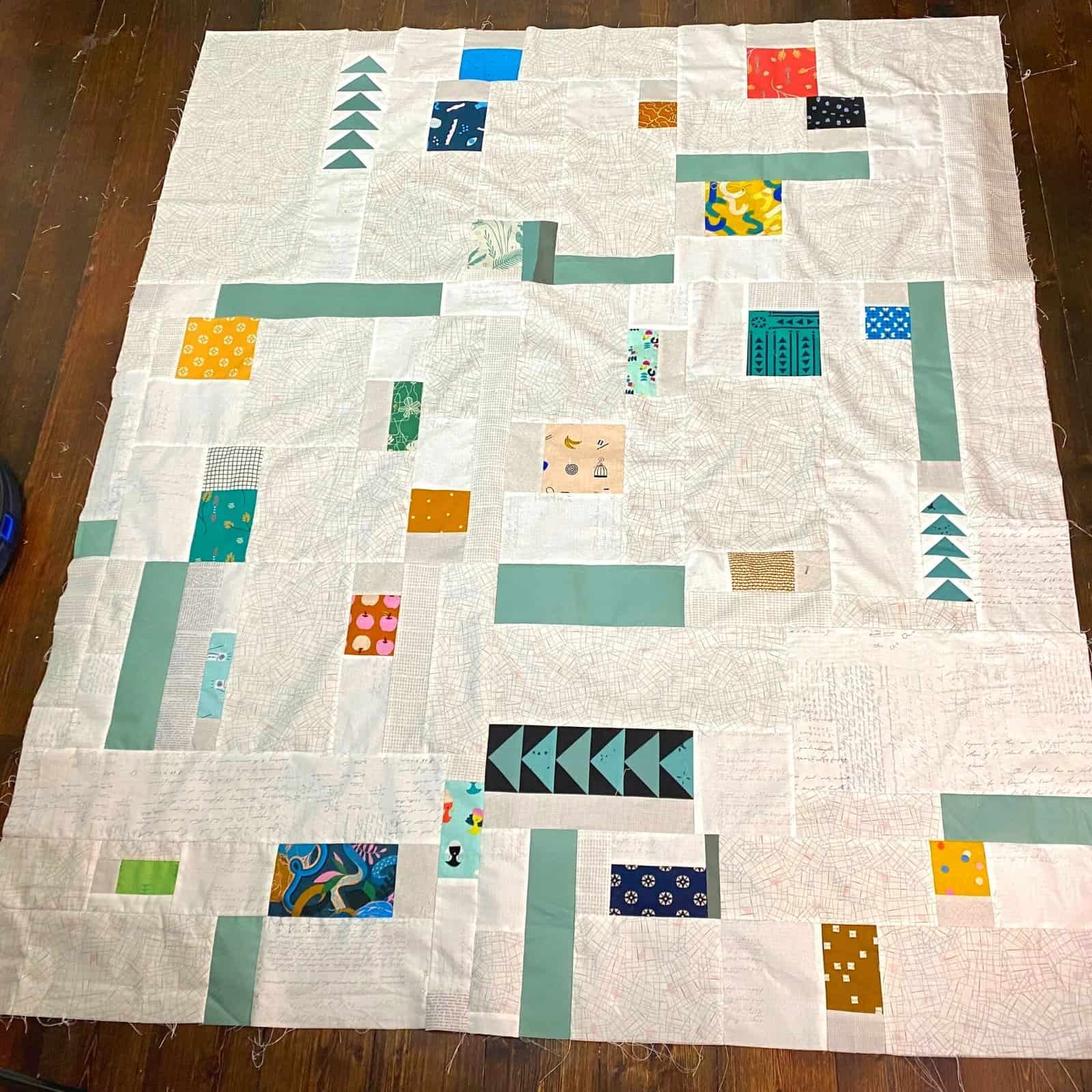 How to Make a Modern Scrap Quilt - Improv Style! - Scrap Fabric Love