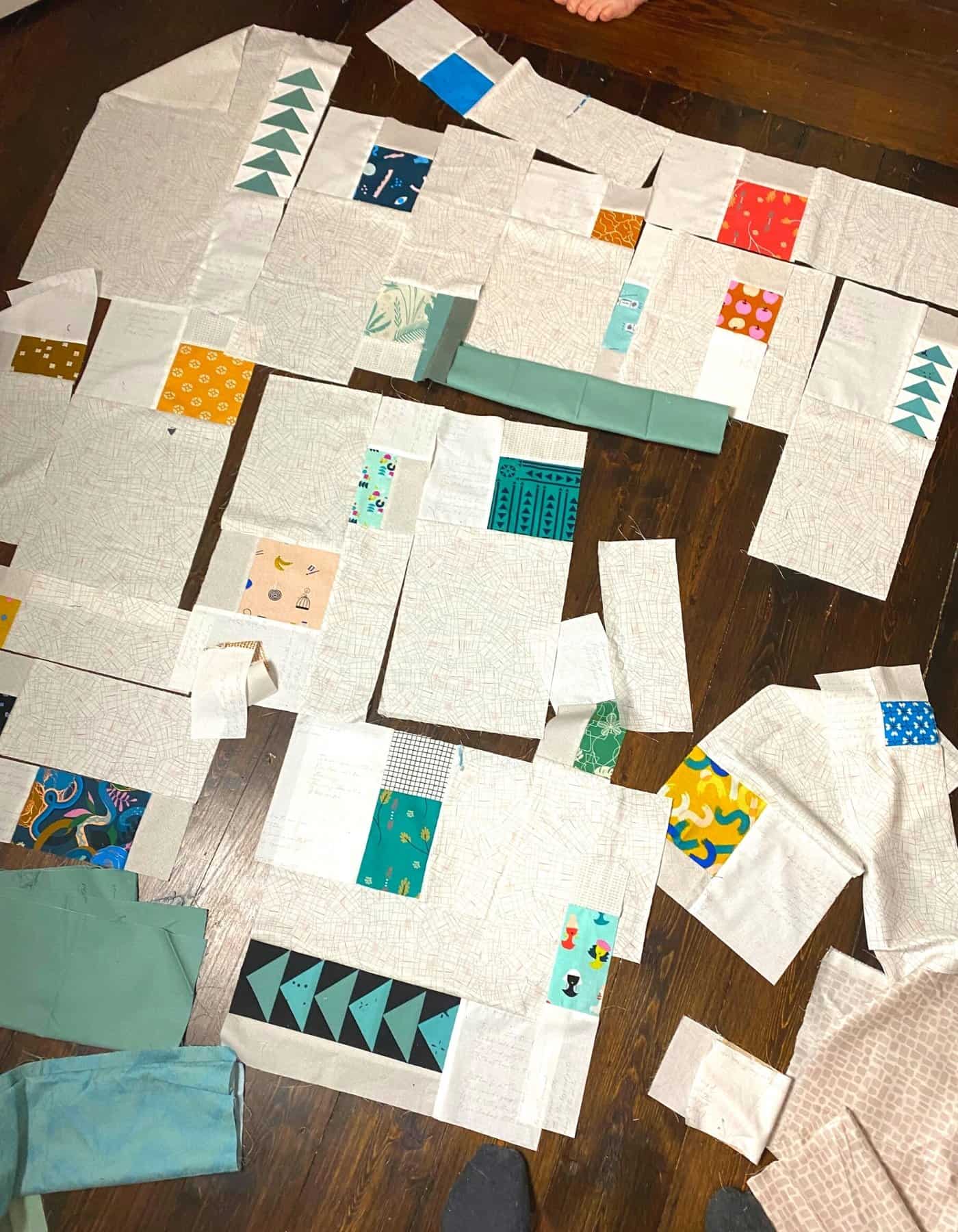 How to Make a Modern Scrap Quilt - Improv Style! - Scrap Fabric Love