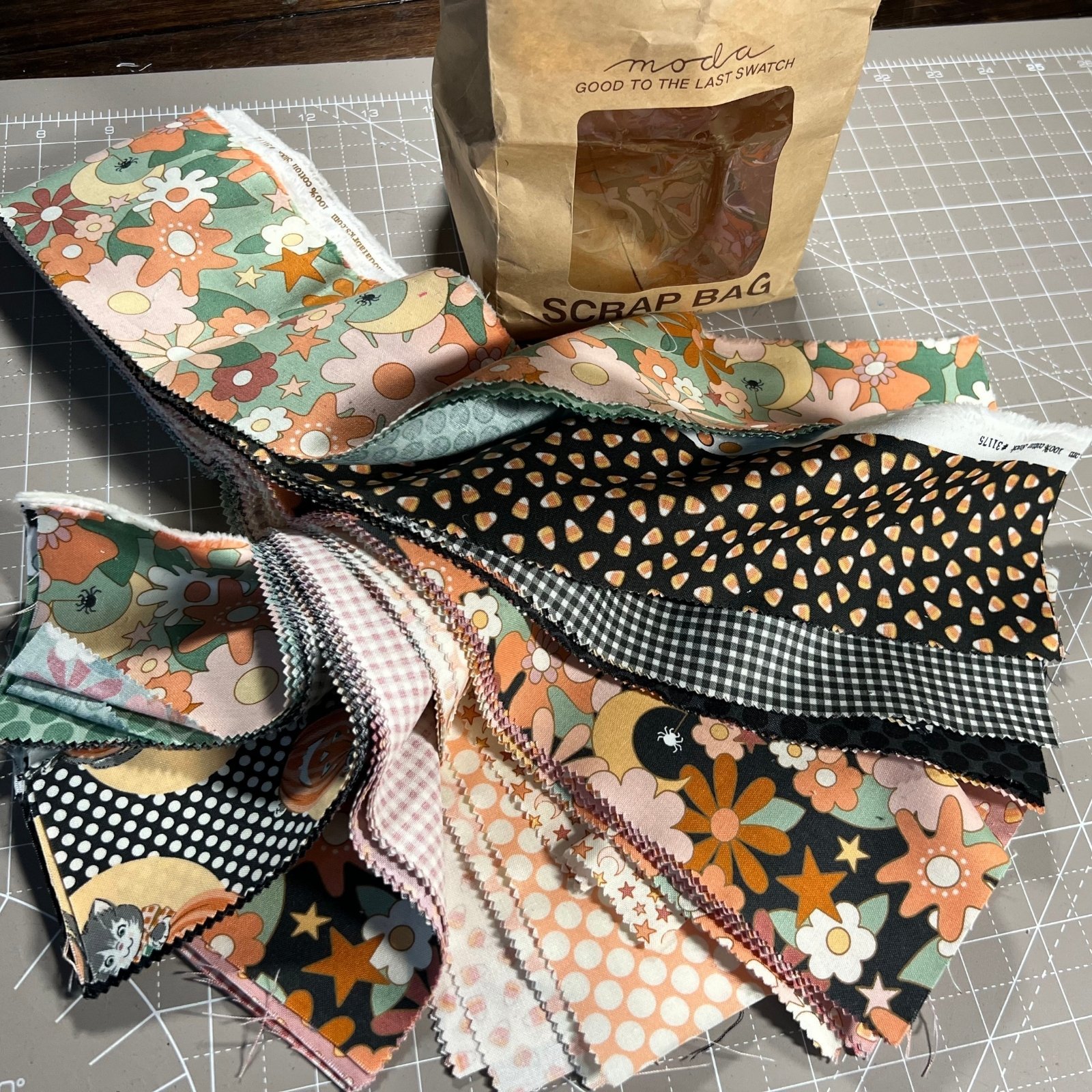 3 Ways to Sell Fabric Online & Declutter your Sewing Space