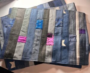 How to Make your Own Placemats from Denim Scraps - Scrap Fabric Love