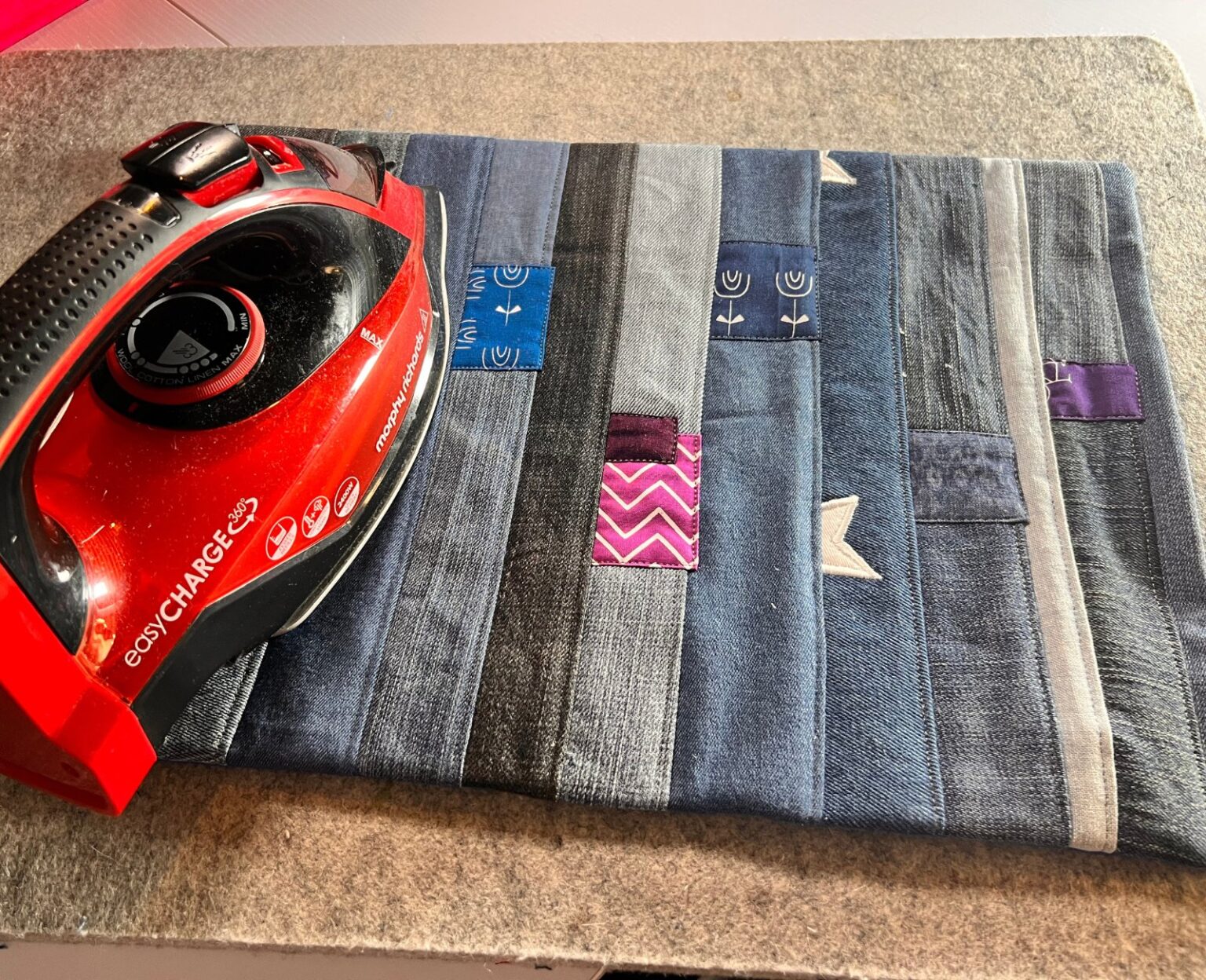 How to Make your Own Placemats from Denim Scraps - Scrap Fabric Love