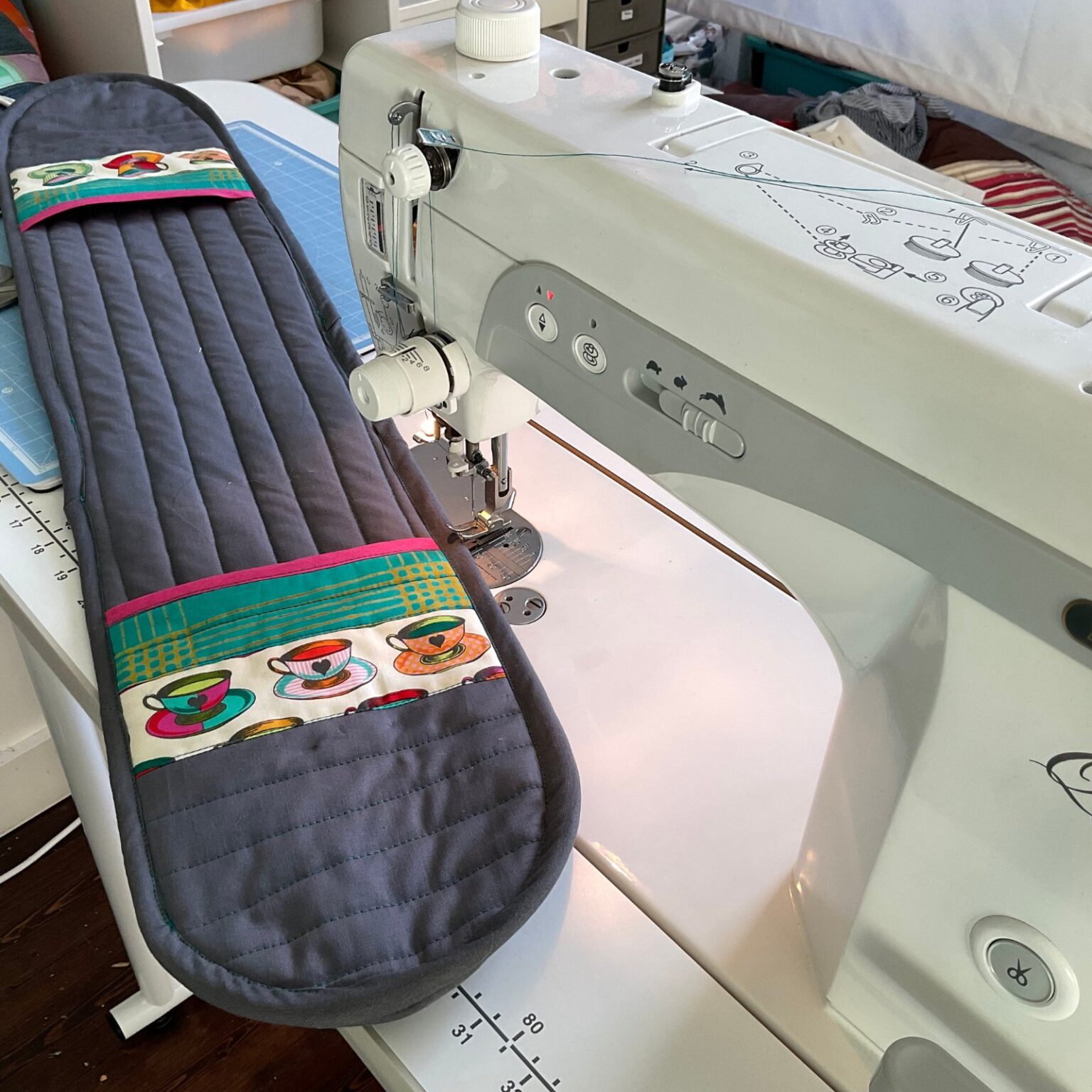 Quilted Double Pot Holder Tutorial - Scrap Fabric Love