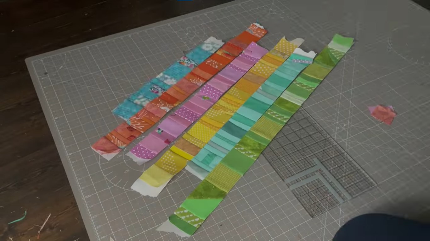 DIY Cushion Cover: Scrappy Chevron Style - Scrap Fabric Love