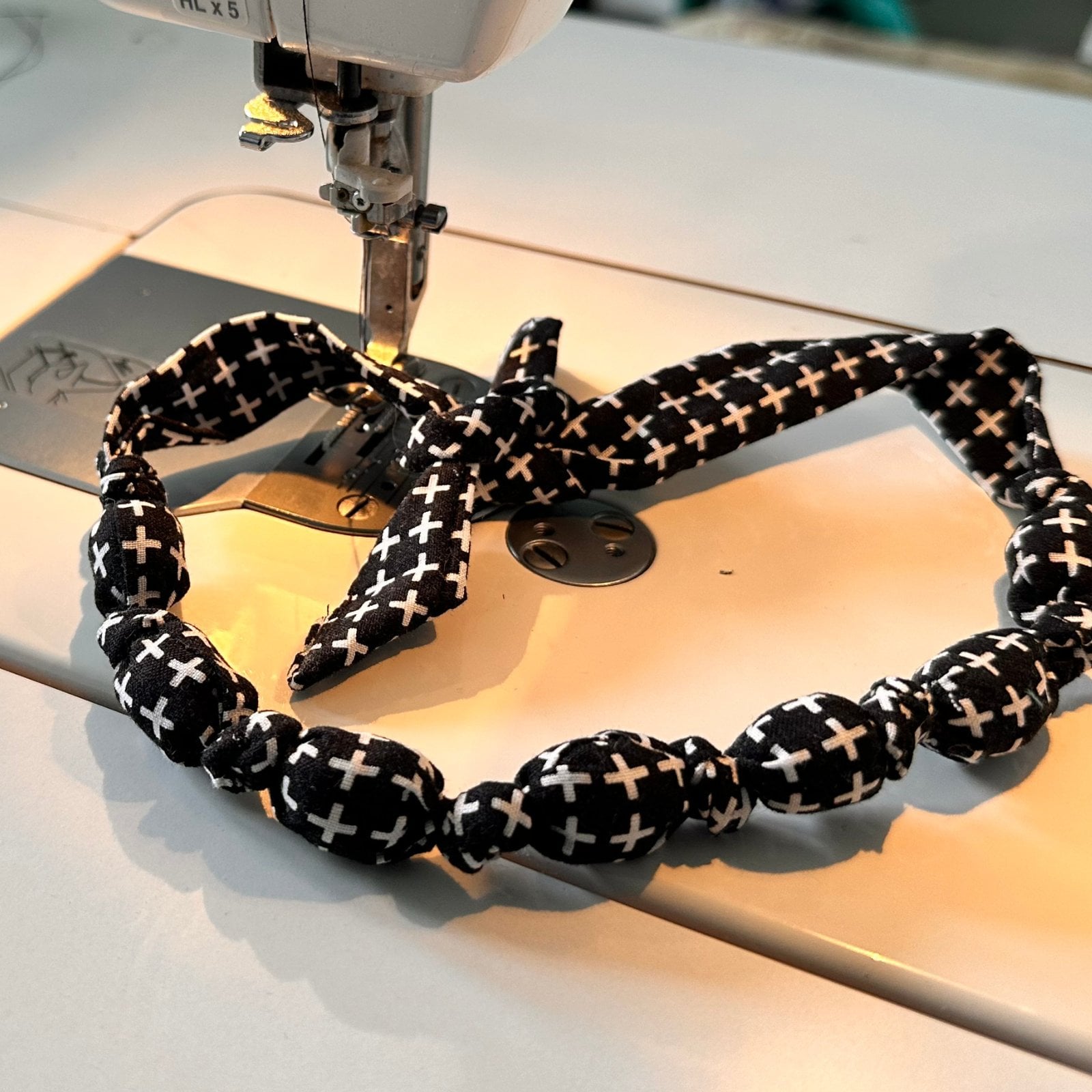 DIY Fabric Necklace from Scraps! - Scrap Fabric Love