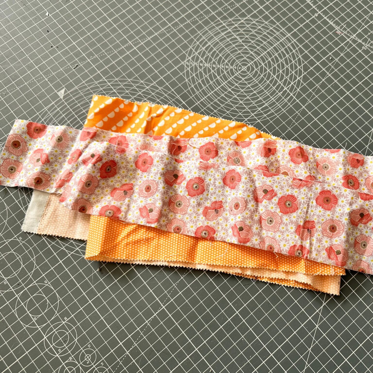 How to Make Scrappy Binding - Scrap Fabric Love