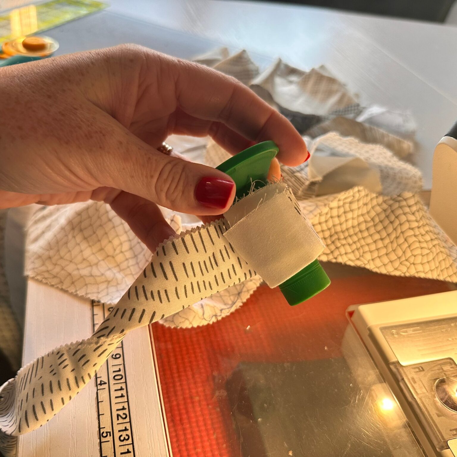 How to Make Scrappy Binding - Scrap Fabric Love