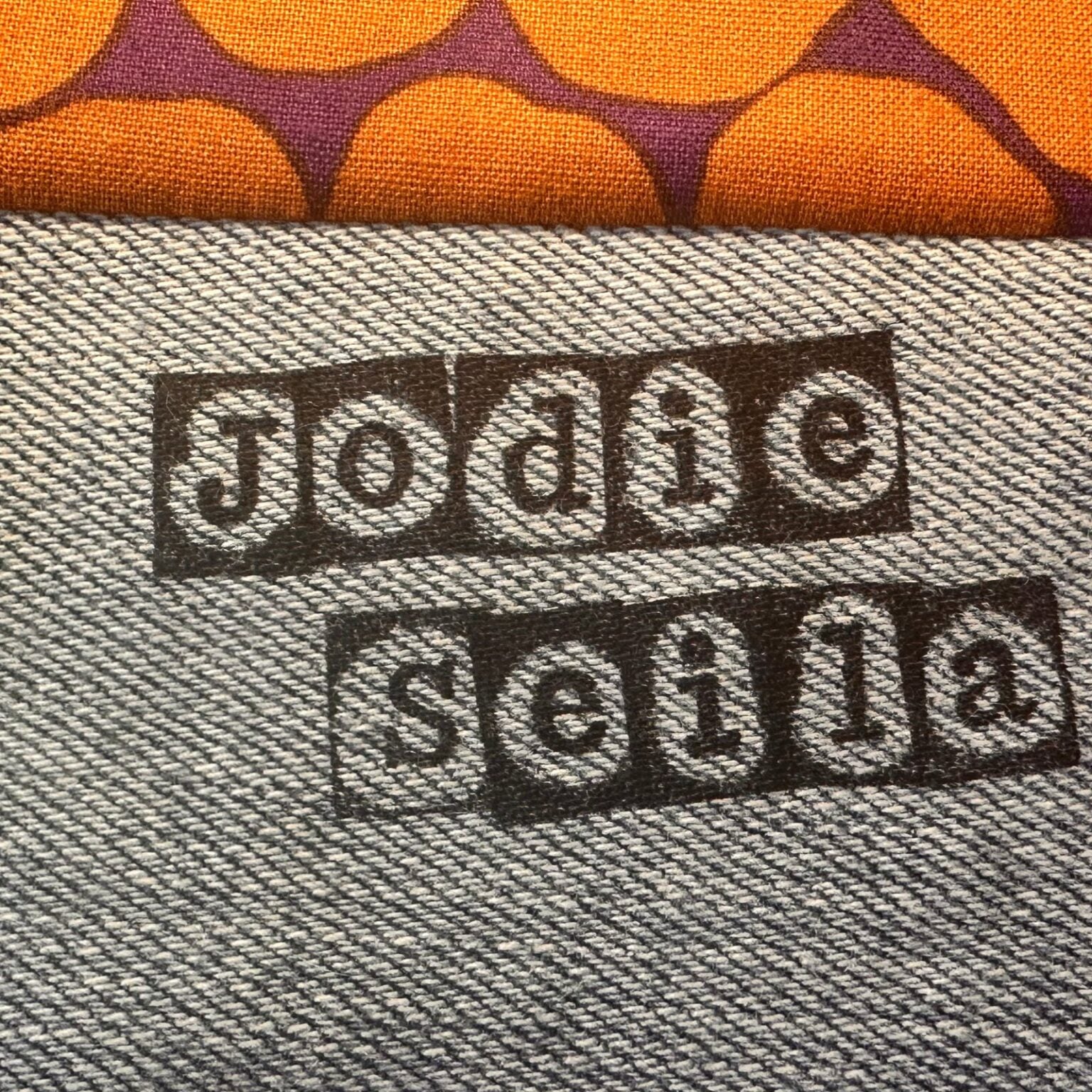 14 Ways to Add Names on Quilts - Scrap Fabric Love